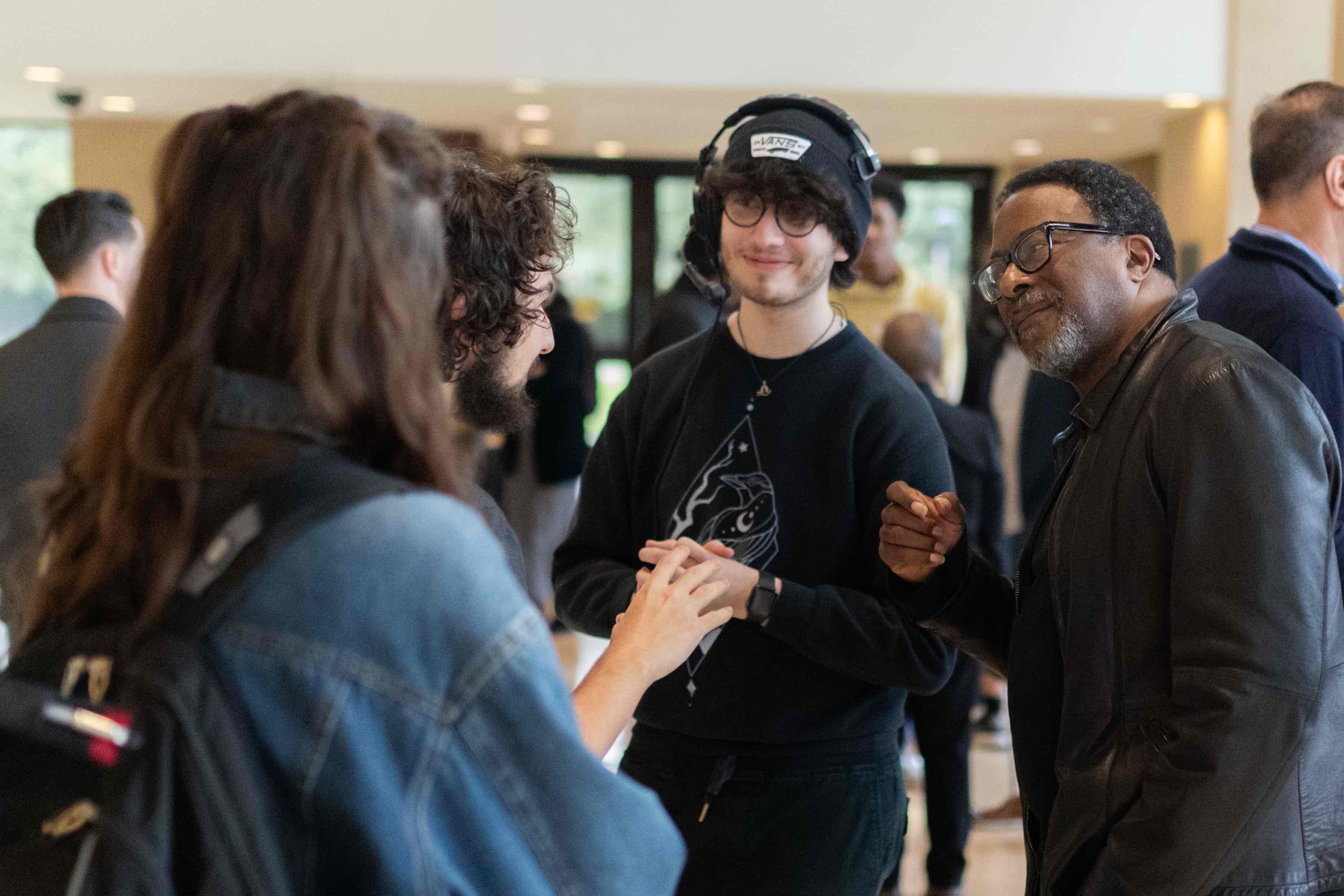 Coach Carter director, distinguished alum Thomas Carter returns to his home court for alumni ...